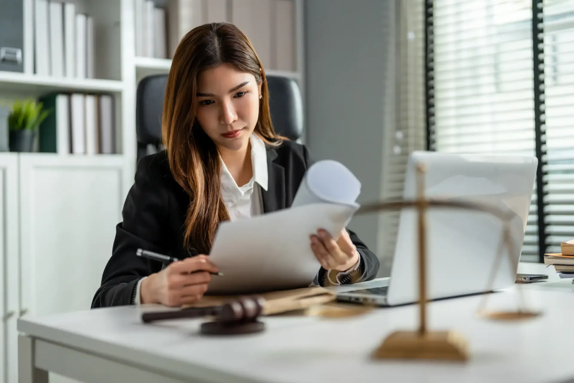 A Personal Injury Attorney in Los Angeles – Razi Law Group